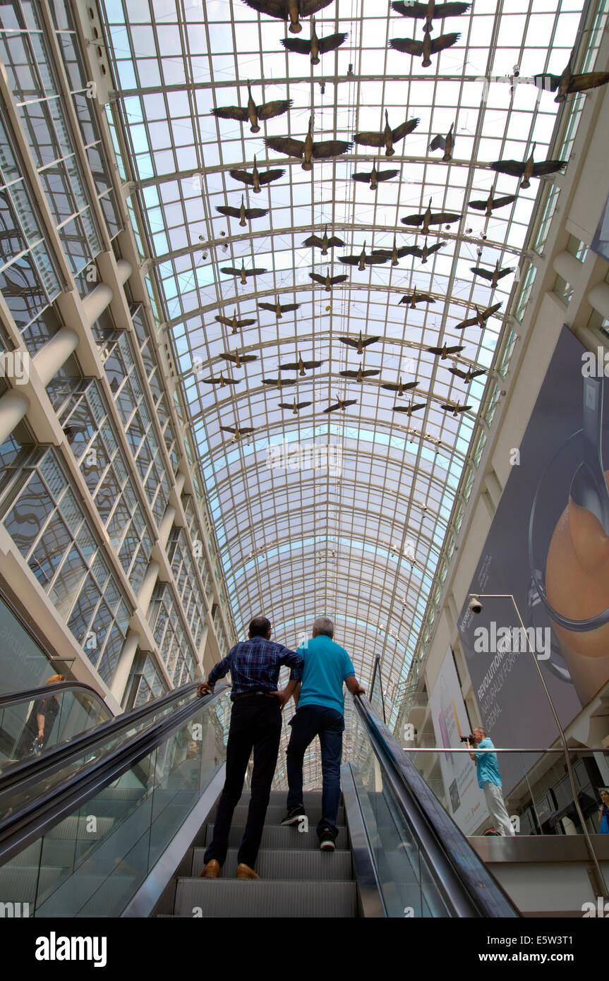 Interior of Toronto's Eaton Centre Stock Photo - Alamy