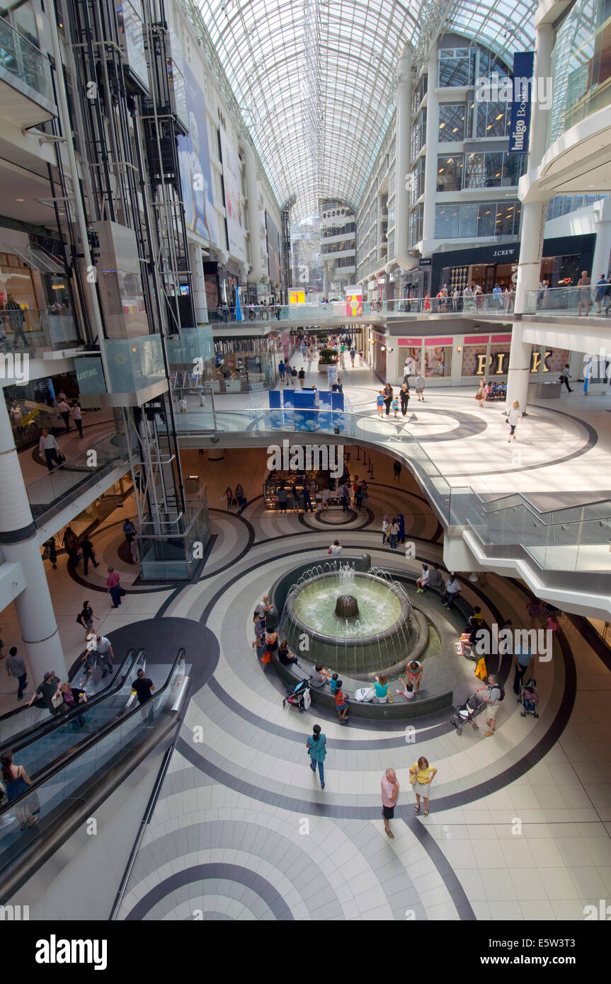 Interior of Toronto's Eaton Centre Stock Photo - Alamy