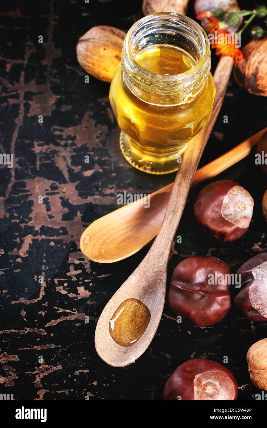Honey and nuts Stock Photo - Alamy
