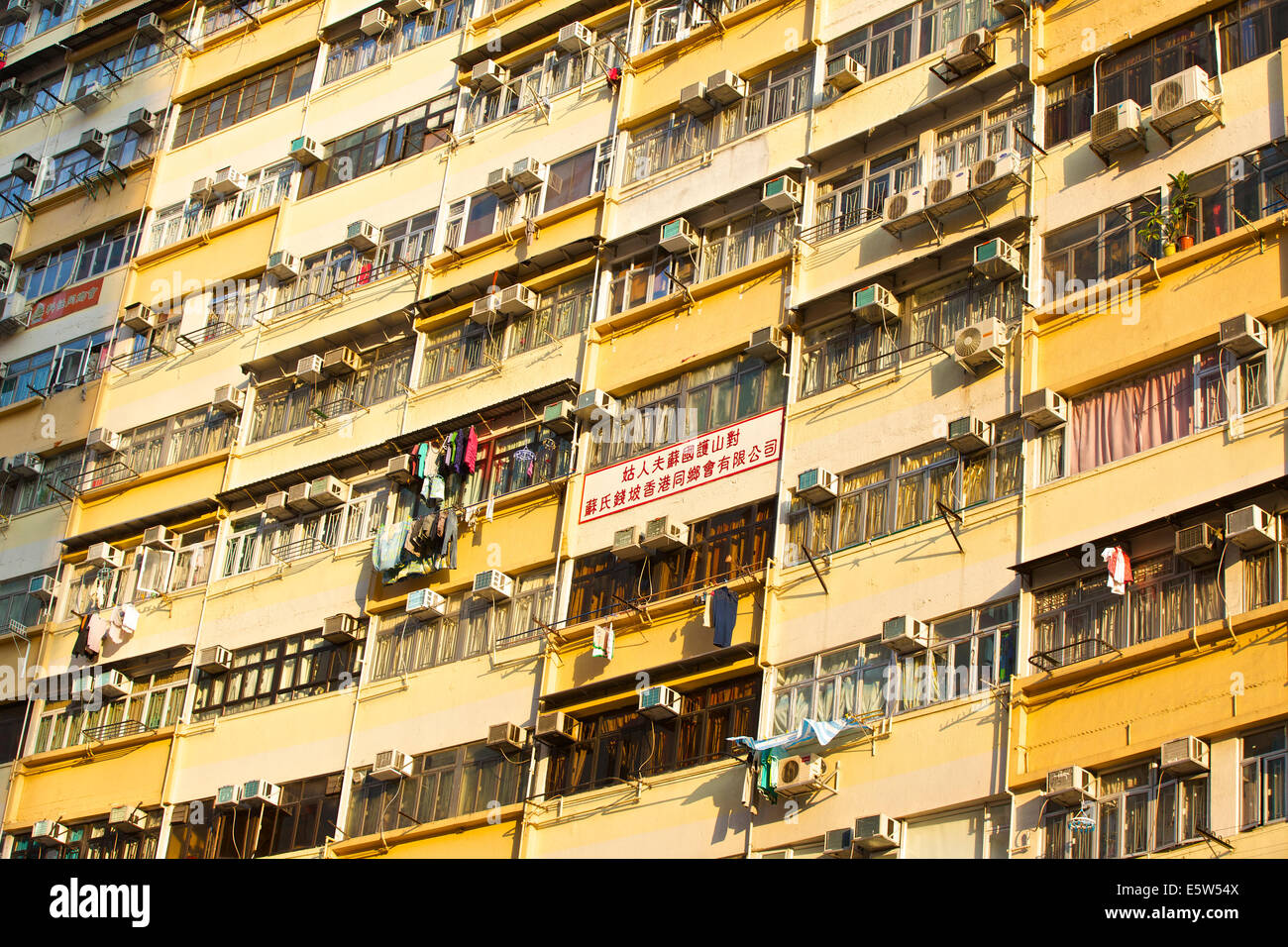 Low rise building of asia hi-res stock photography and images - Alamy