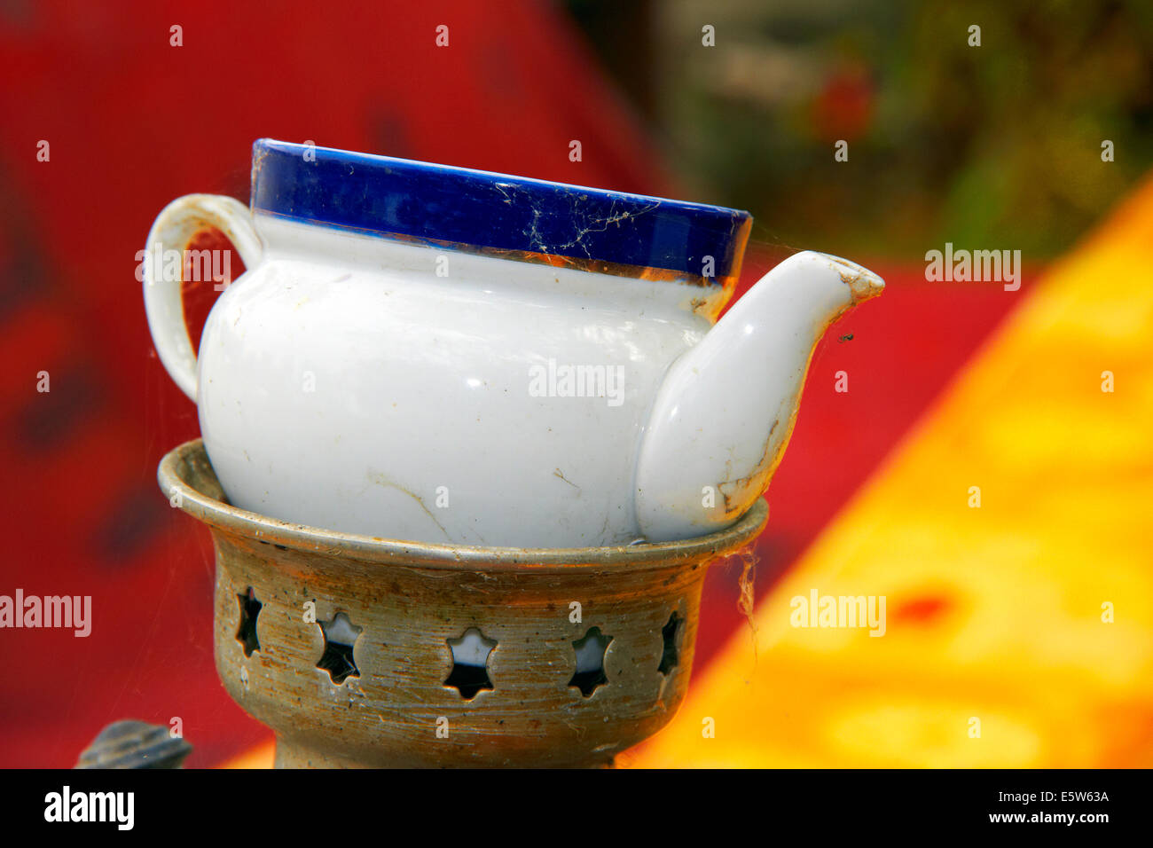 empty upturned old dirty kettle Stock Photo - Alamy