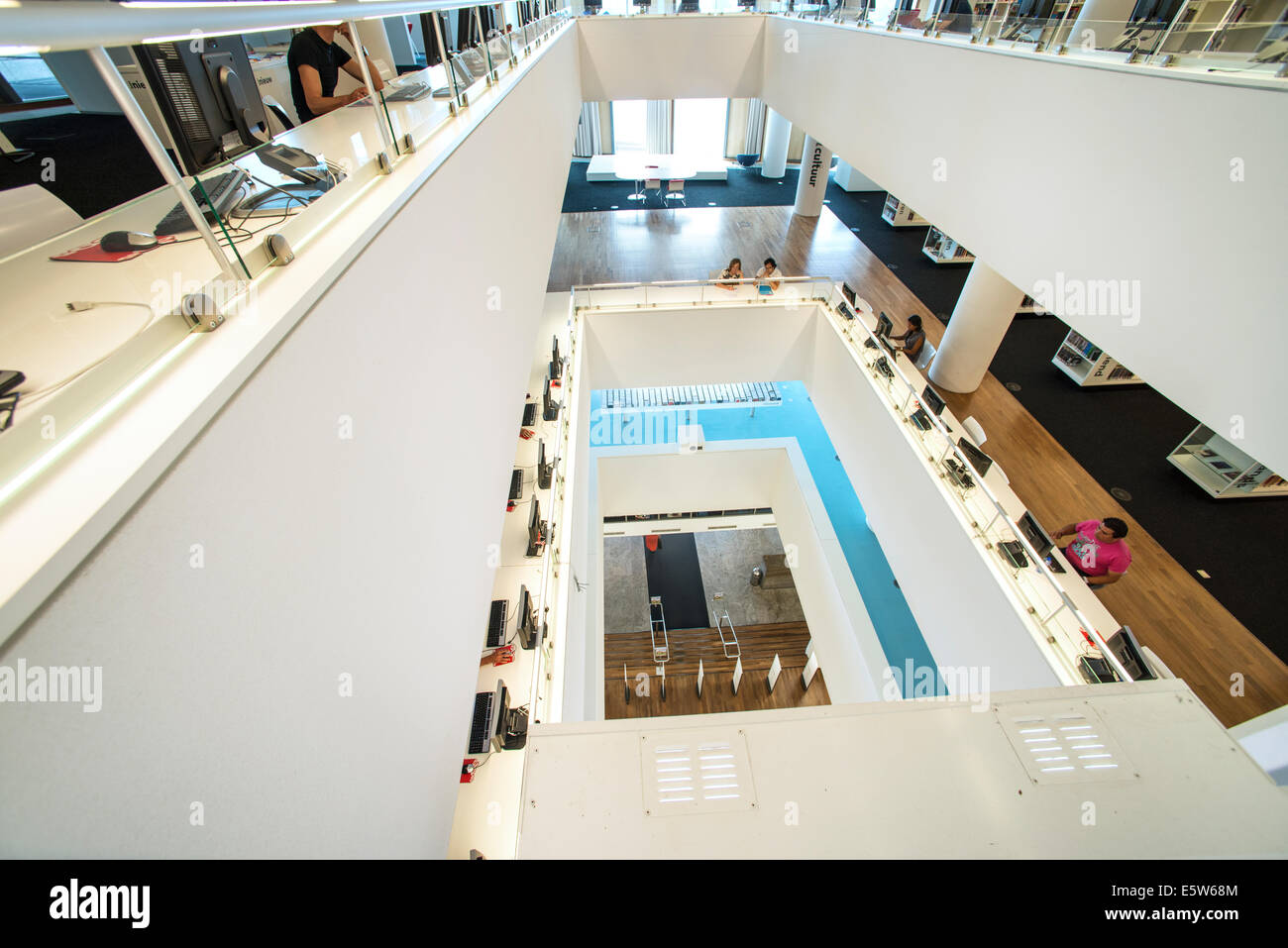 Bibliotheek central hi-res stock photography and images - Alamy