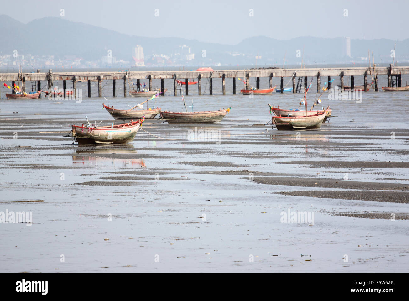 Fisherman fishing boats on hi-res stock photography and images - Alamy