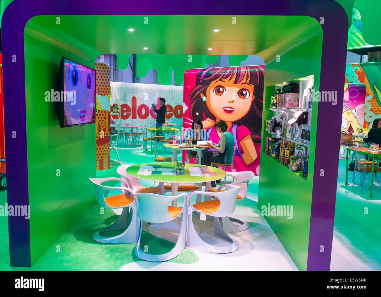 LAS VEGAS - JUNE 17 : The Nickelodeon booth at the Licensing Expo in ...