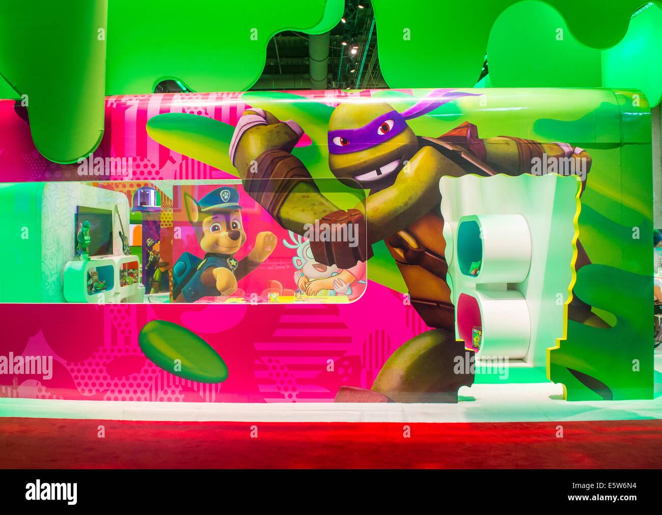 LAS VEGAS - JUNE 17 : The Nickelodeon booth at the Licensing Expo in ...