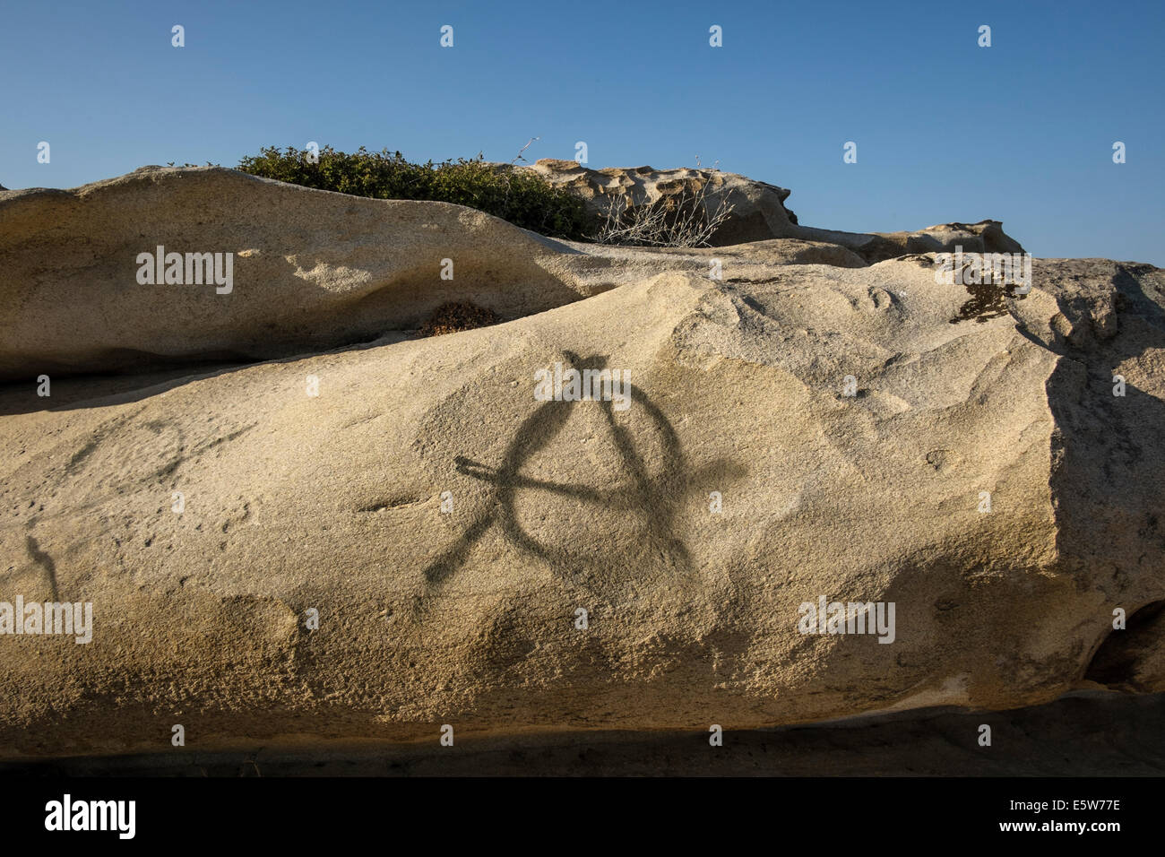 Anarchy symbol hi-res stock photography and images - Alamy