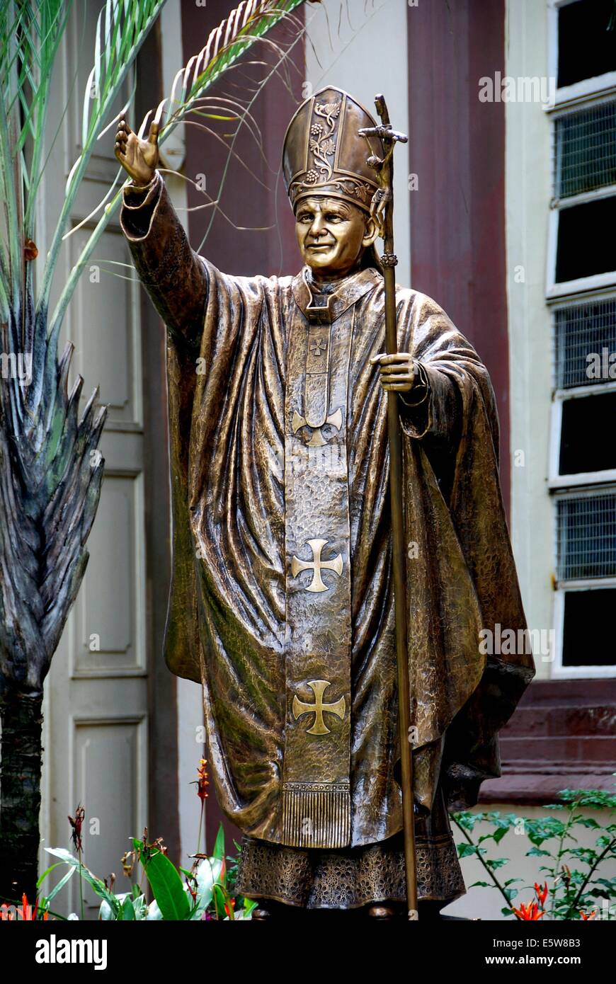 SINGAPORE: Bronze statue of Pope John Paul II stands outside the 1843 ...