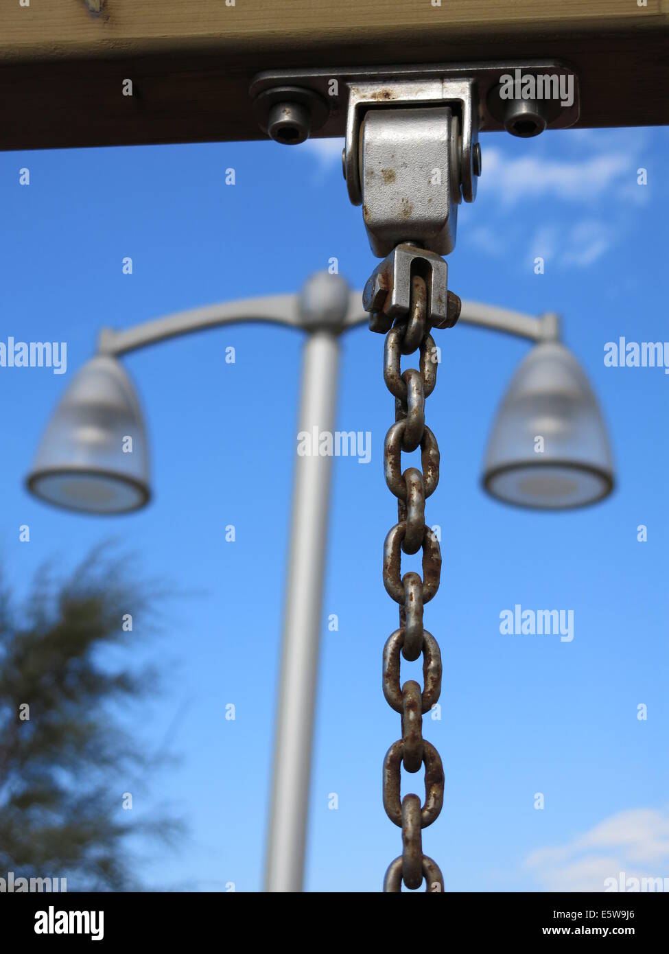 Chain of light hi-res stock photography and images - Alamy