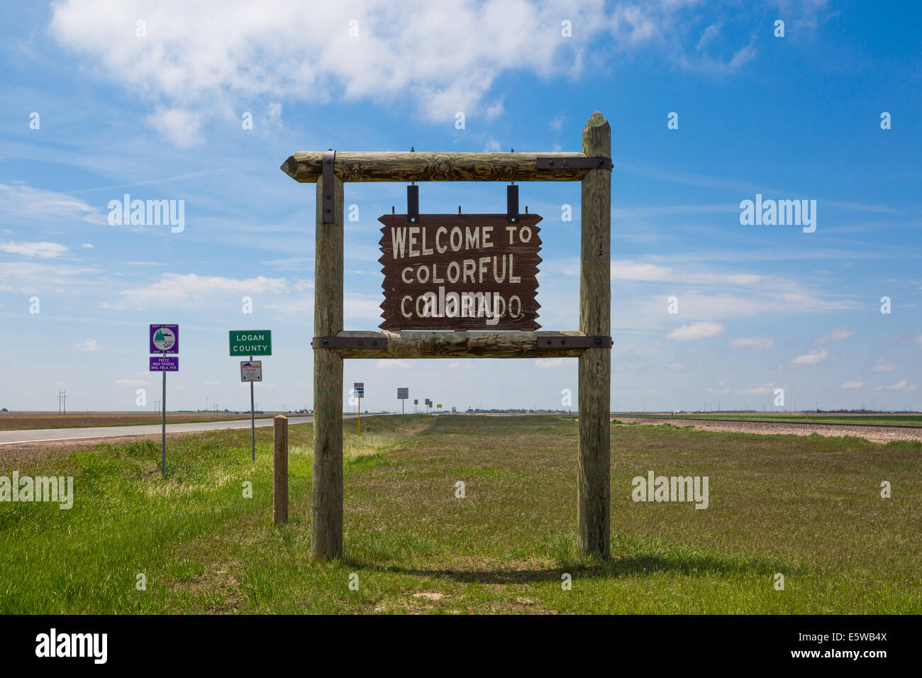 State of Colorado welcome sign Stock Photo - Alamy