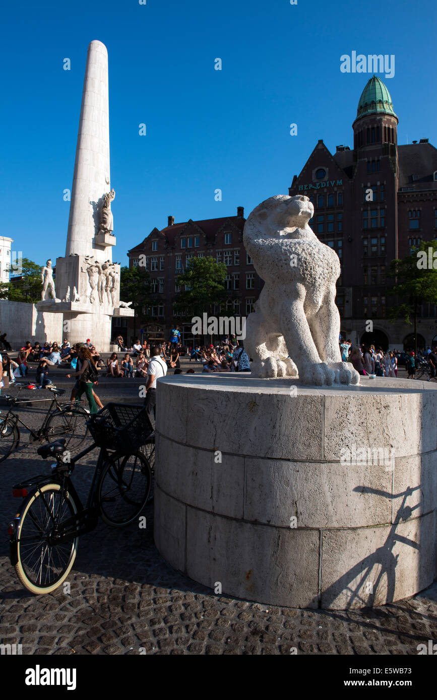 national monument, dam square, amsterdam, holland Stock Photo - Alamy