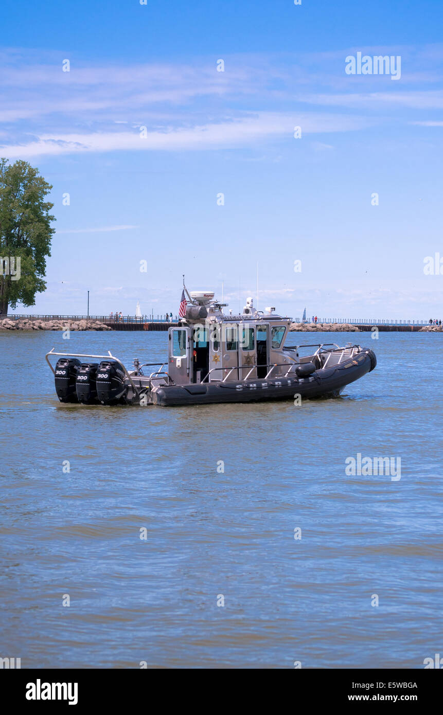 County Sheriff patrols Genesee River and harbor Stock Photo - Alamy