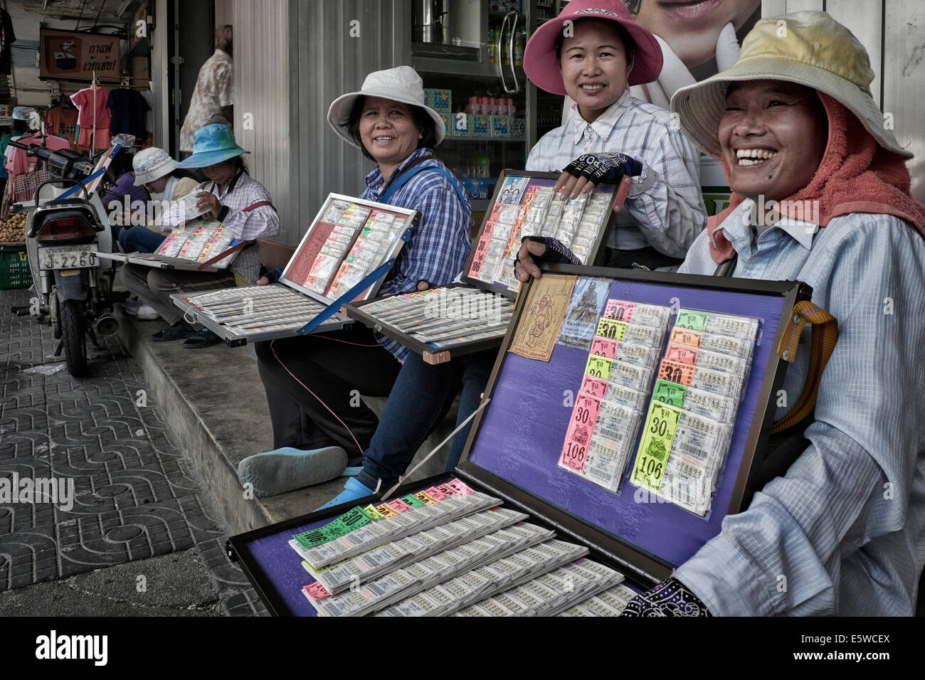 Selling thai lottery hi-res stock photography and images - Alamy