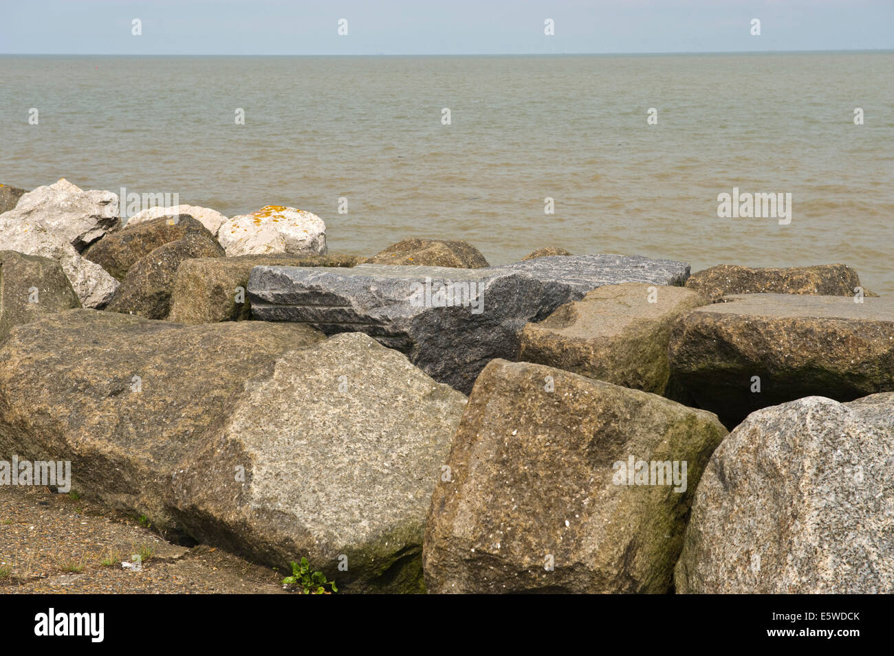 Stone boulders hi-res stock photography and images - Alamy