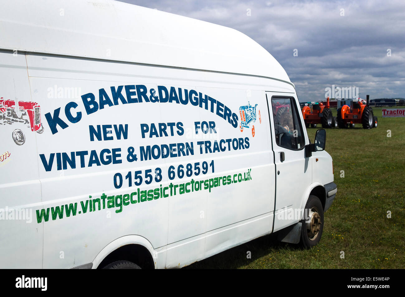 Tractor parts hi-res stock photography and images - Alamy