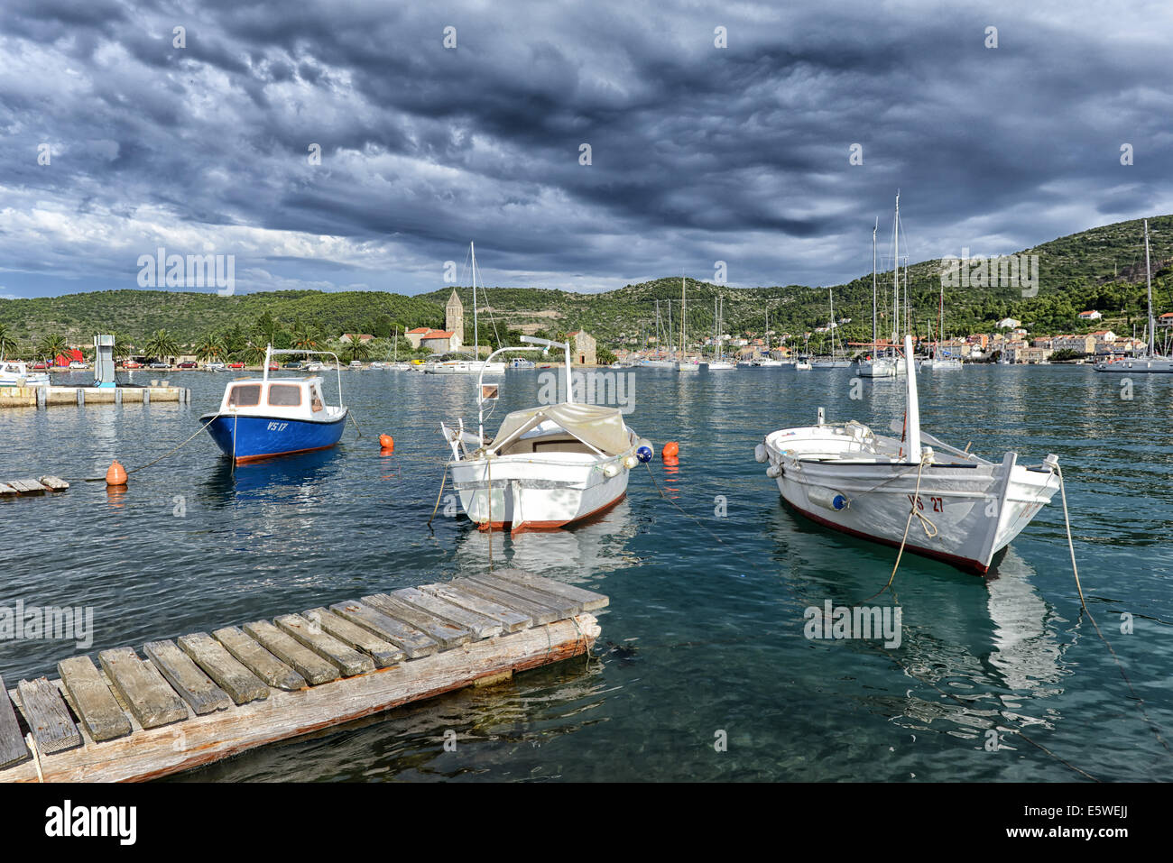 Uvala Svetog Jurja (Bay of Saint George) Vis Island, Croatia Stock ...