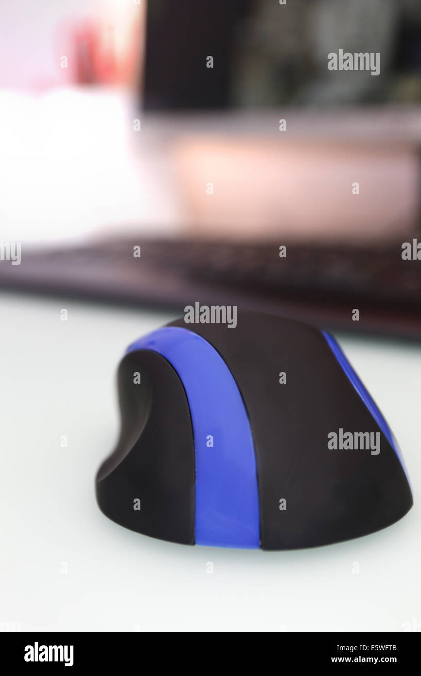 Modern computer mouse hi-res stock photography and images - Alamy