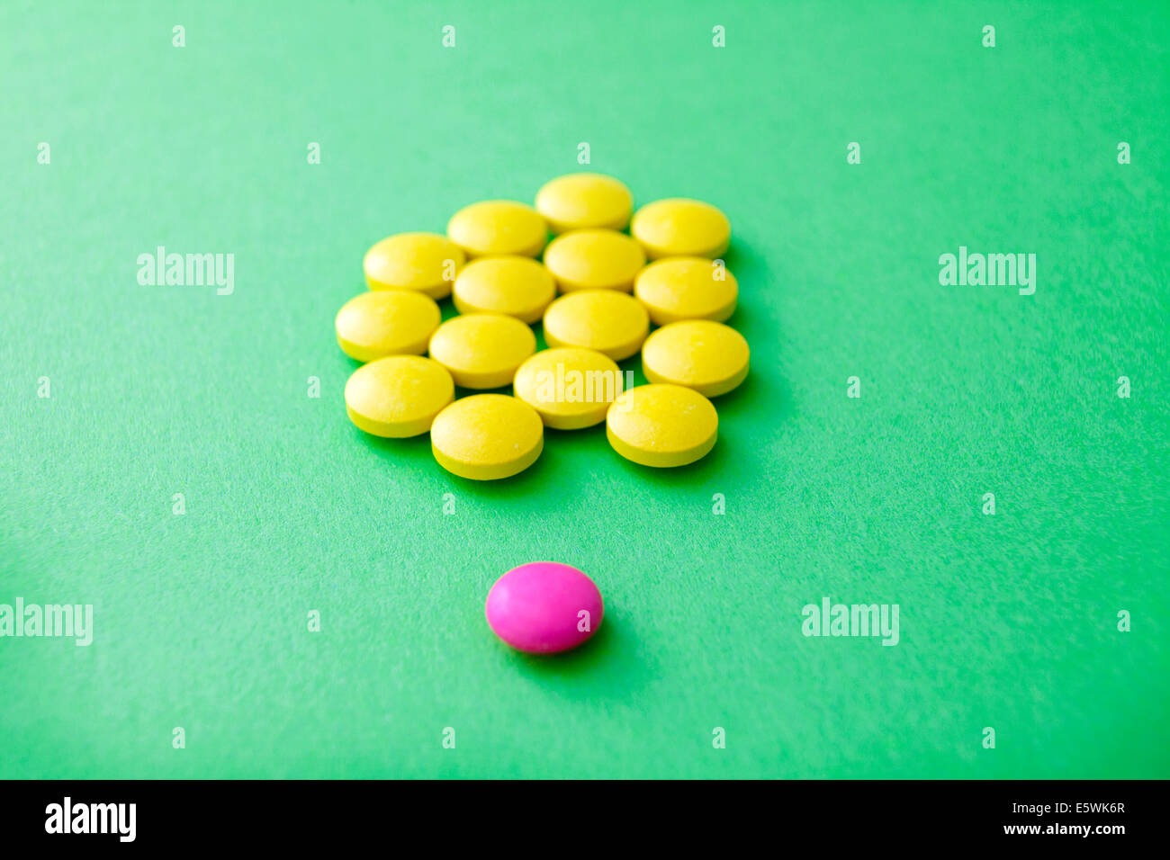 Clinical drugs trial hi-res stock photography and images - Alamy