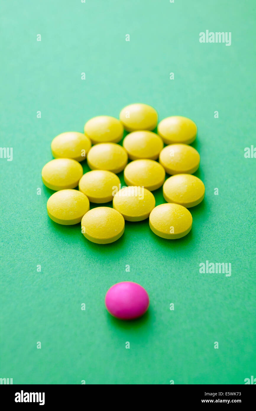 Clinical drugs trial hi-res stock photography and images - Alamy