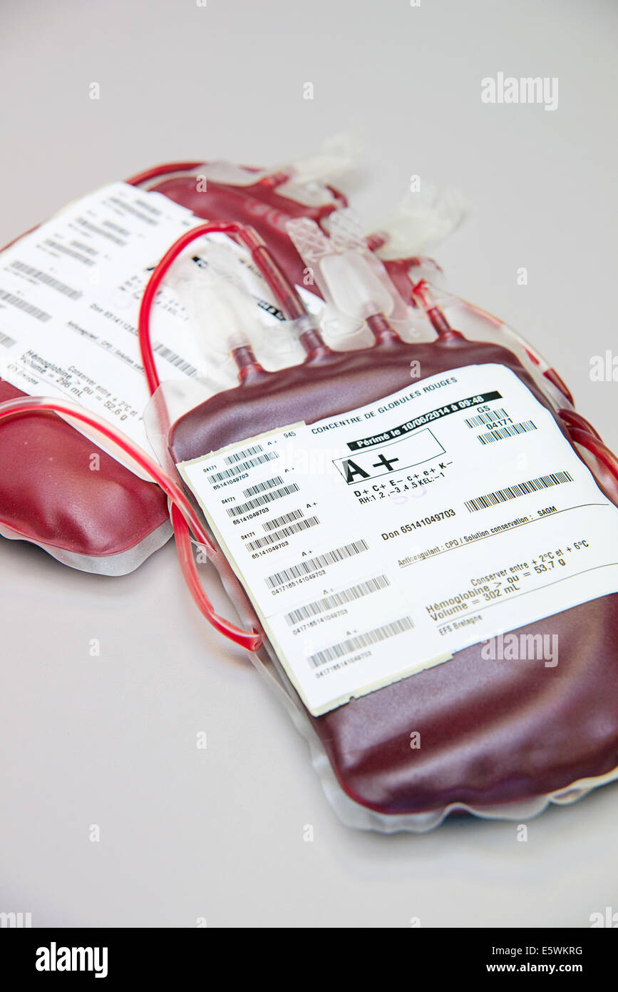 Blood storage hi-res stock photography and images - Alamy