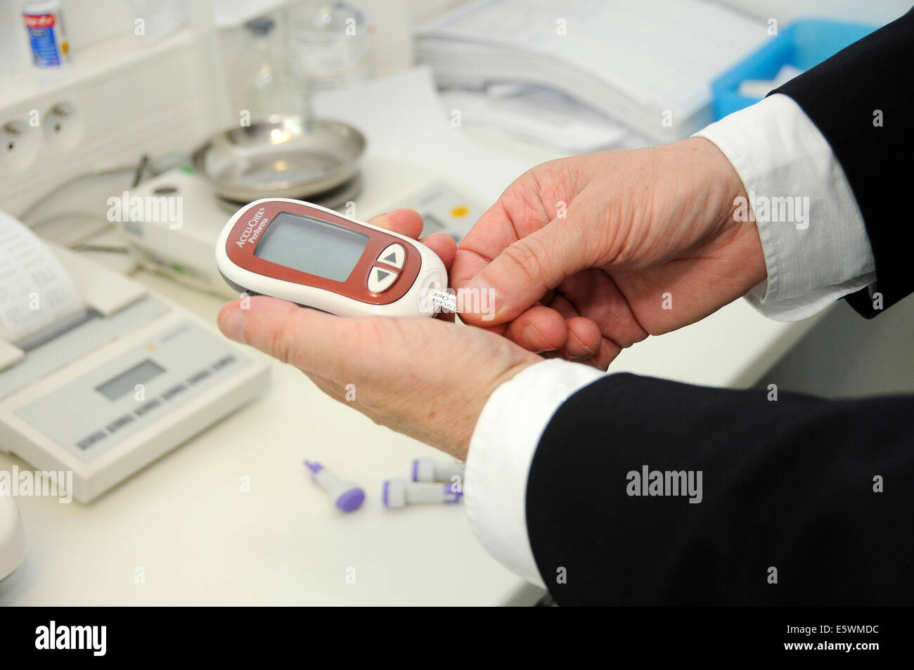 Test for diabetes Stock Photo - Alamy