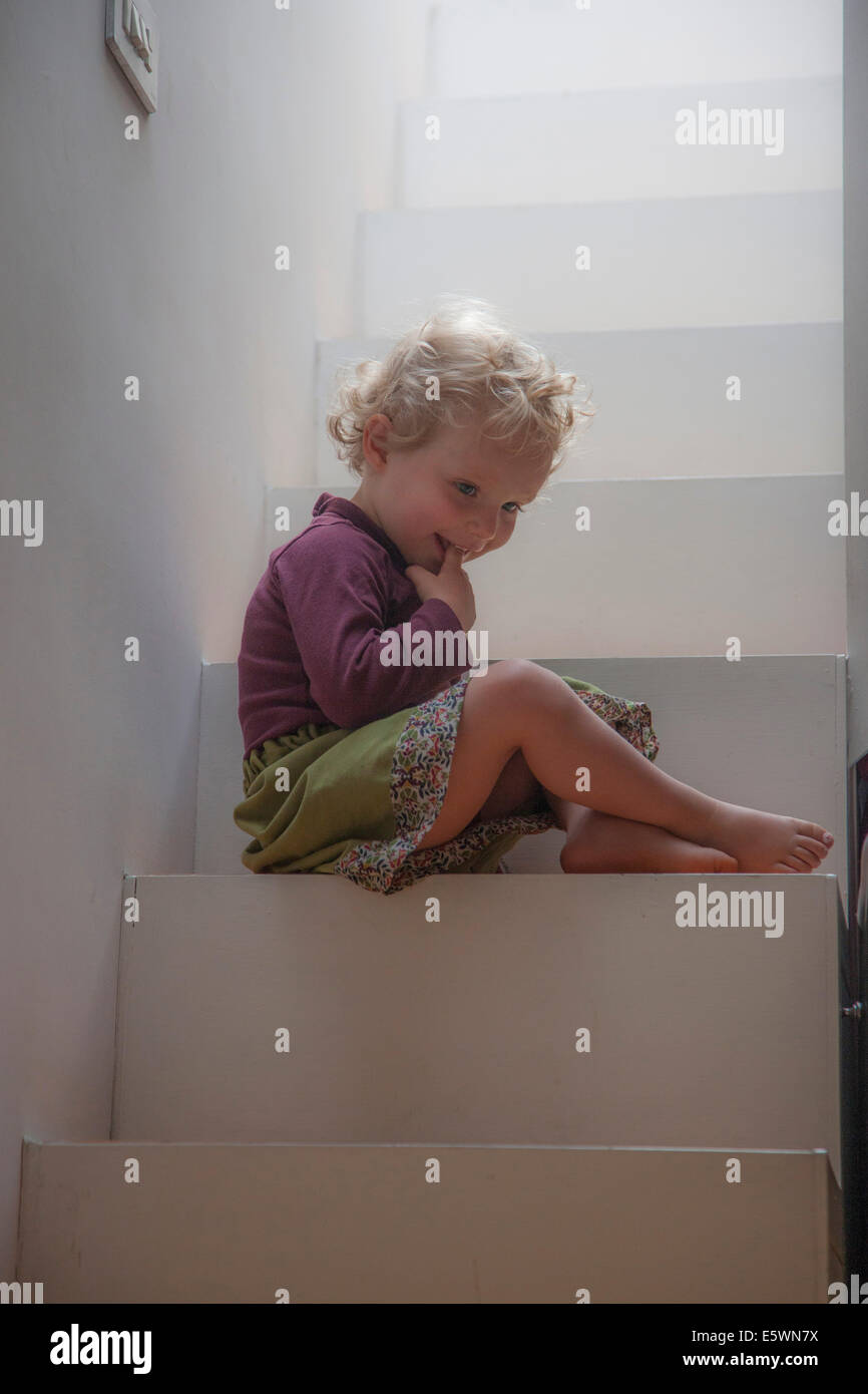 Unsafe child hi-res stock photography and images - Alamy