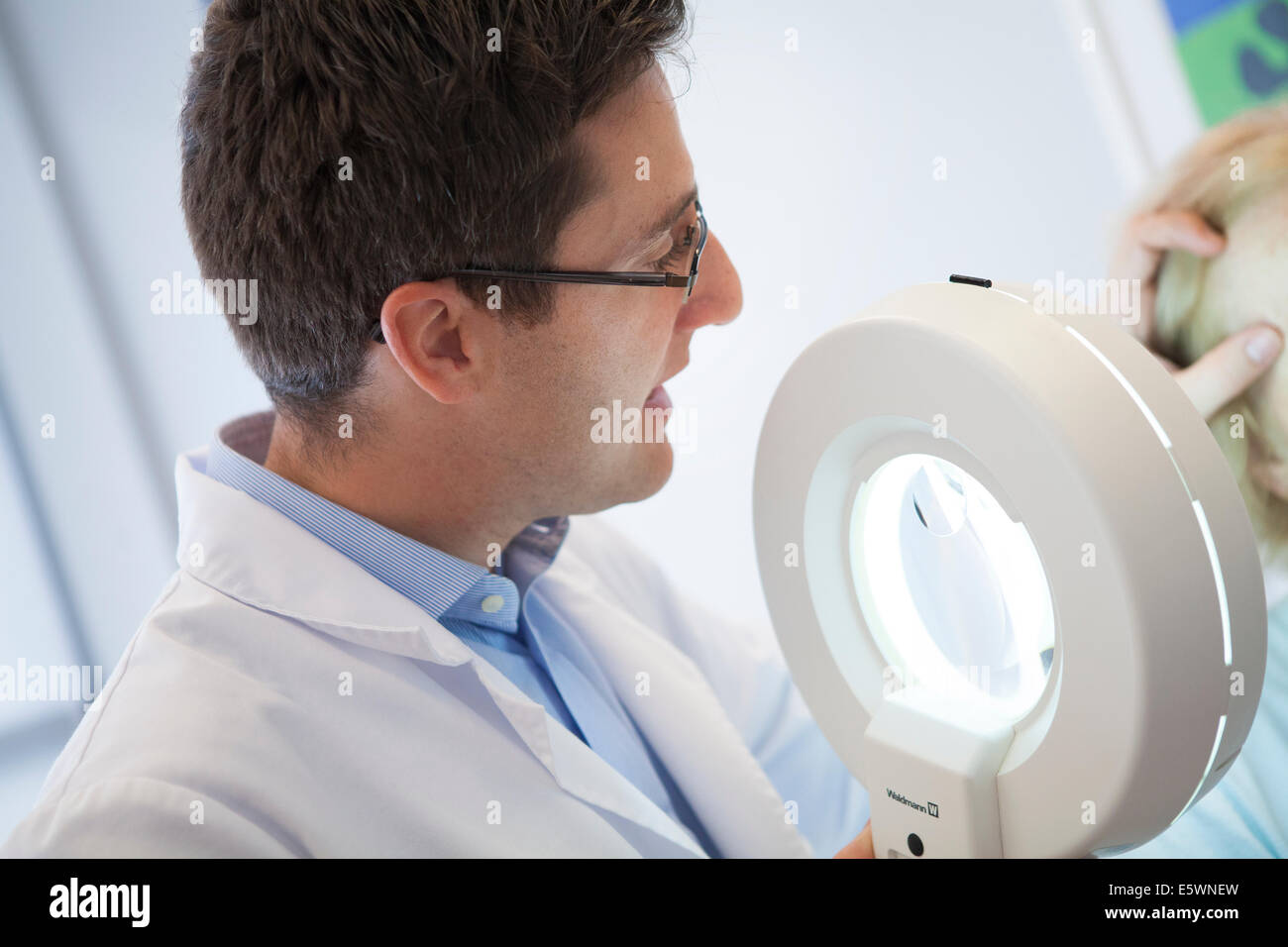 Dermatology lamp hi-res stock photography and images - Alamy