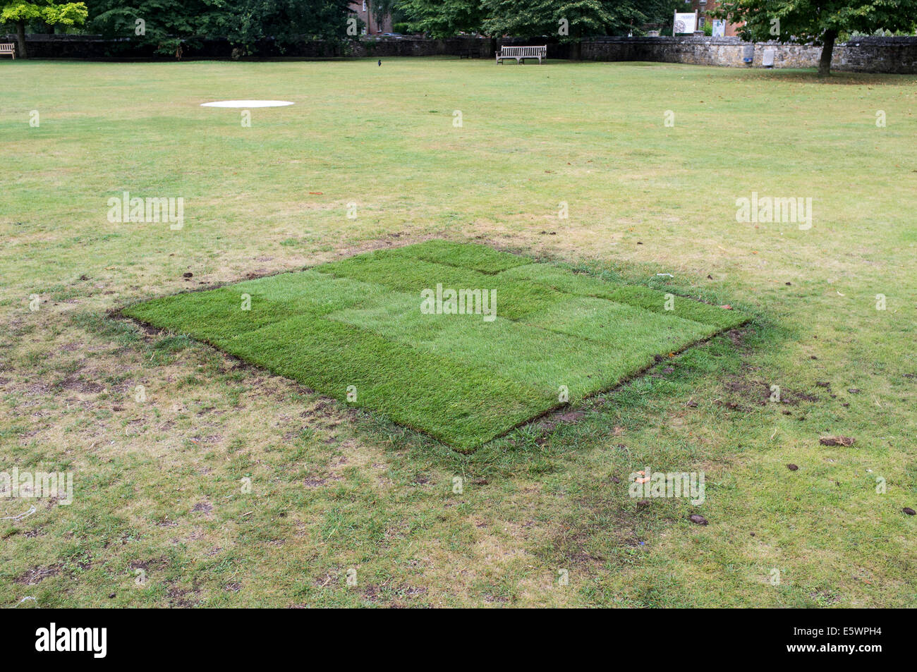 Turf laid hi-res stock photography and images - Alamy