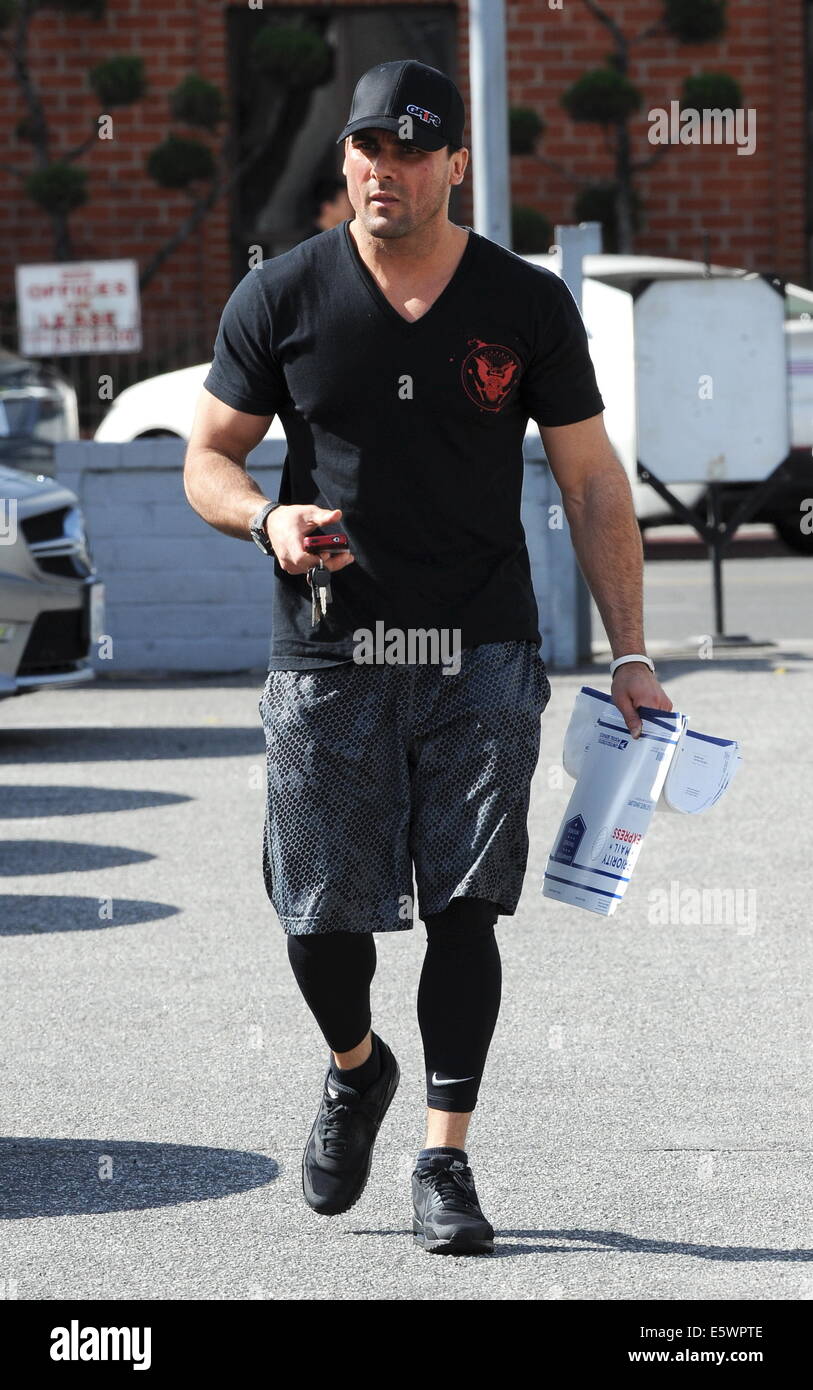 Former 'Baywatch' star Jeremy Jackson running errands in Beverly Hills ...