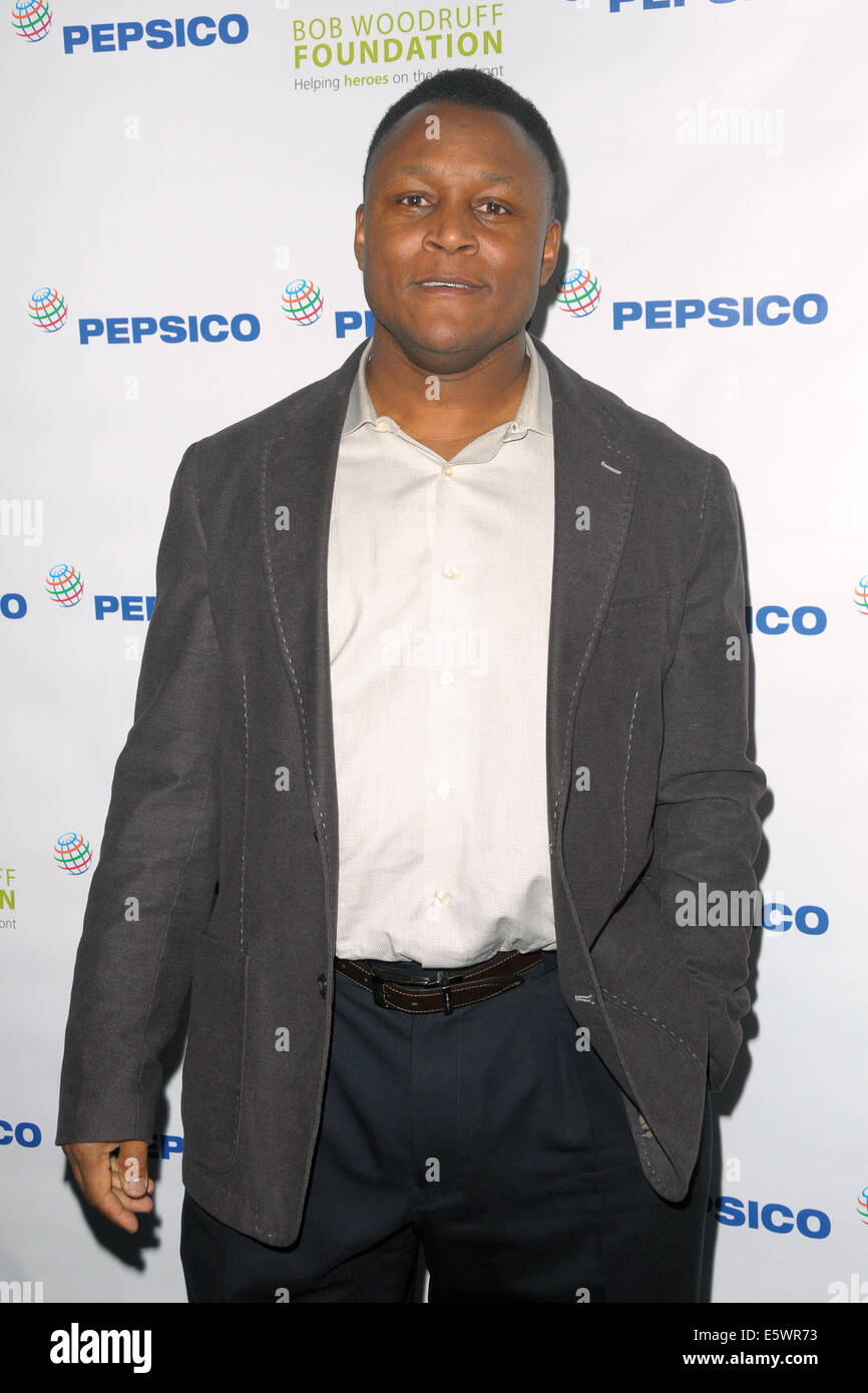 PepsiCo Honors Bob Woodruff Foundation With Blake Shelton Concert - Red ...
