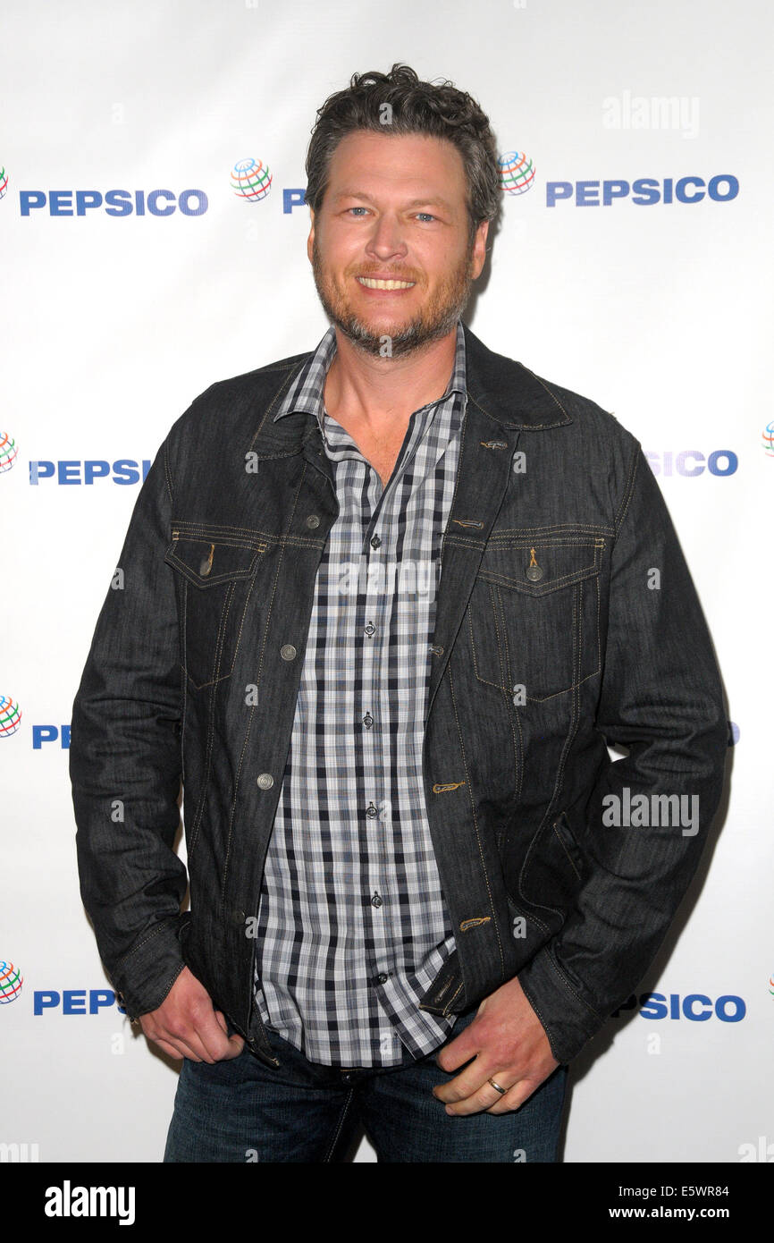 PepsiCo Honors Bob Woodruff Foundation With Blake Shelton Concert - Red ...