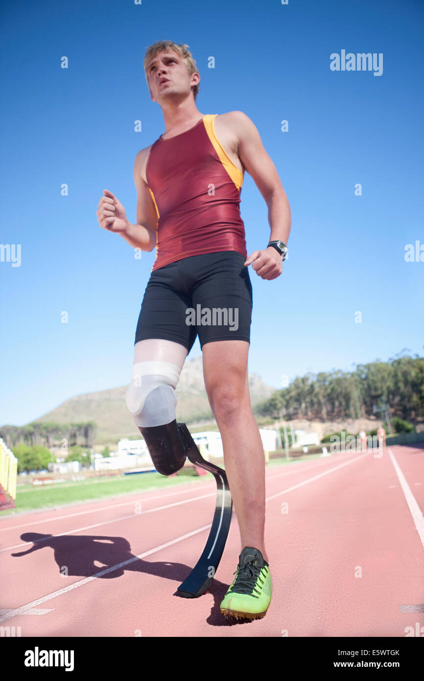 Runner athlete prosthetic leg hi-res stock photography and images - Alamy