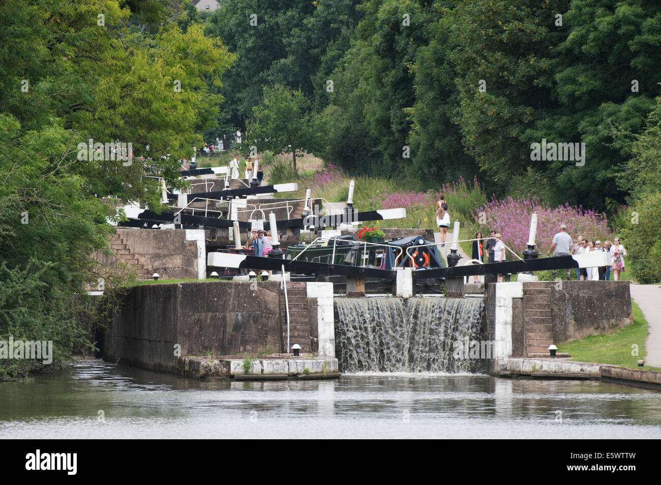 Narrowboats at Hatton Locks on the Grand Union canal. Hatton ...