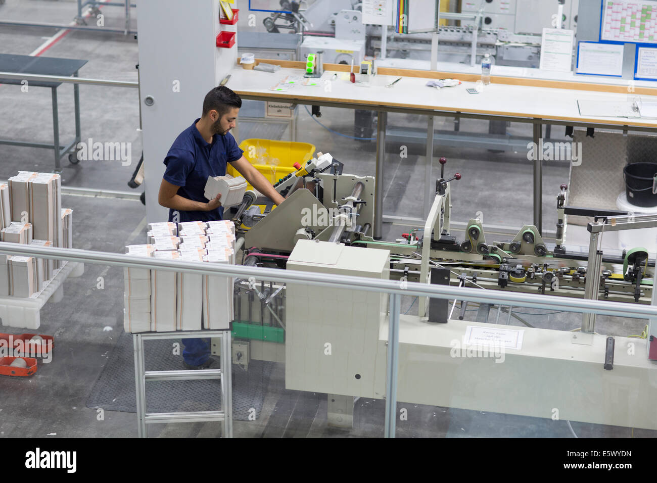 Male using machinery tool manufacturing hi-res stock photography and ...