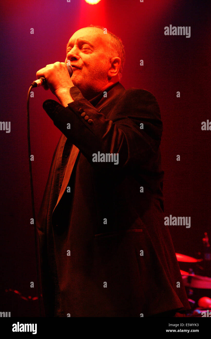 Chapman And Family High Resolution Stock Photography and Images - Alamy