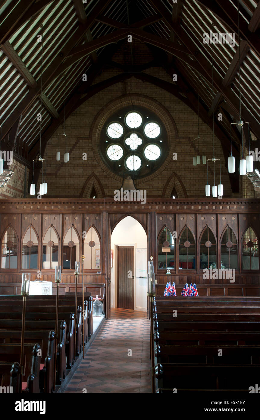 Nave st thomas church hi-res stock photography and images - Alamy