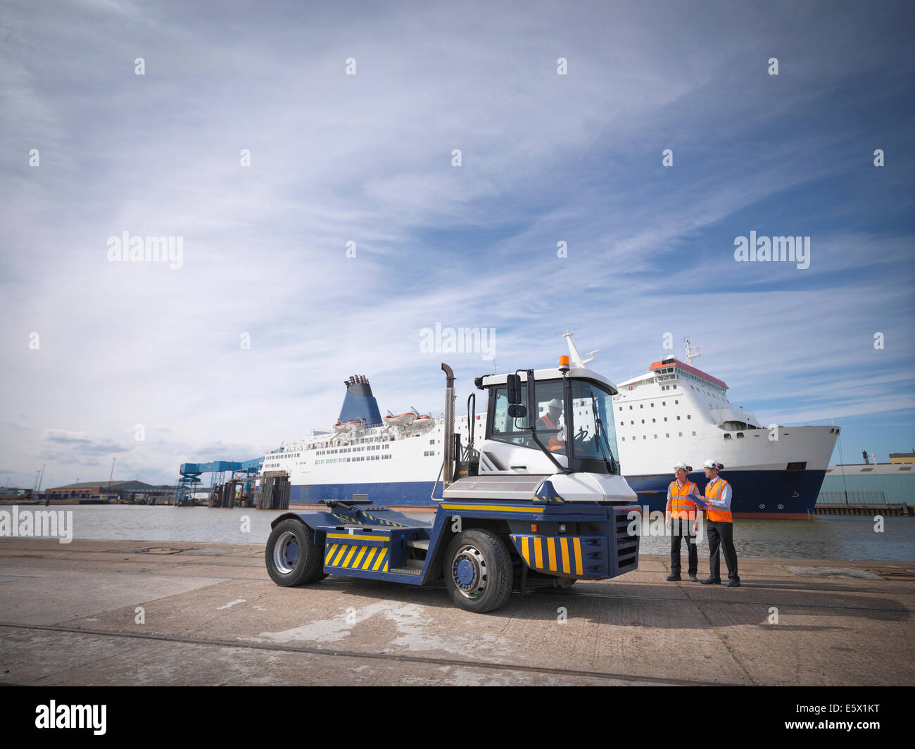 Container Ship Hull High Resolution Stock Photography and Images - Alamy
