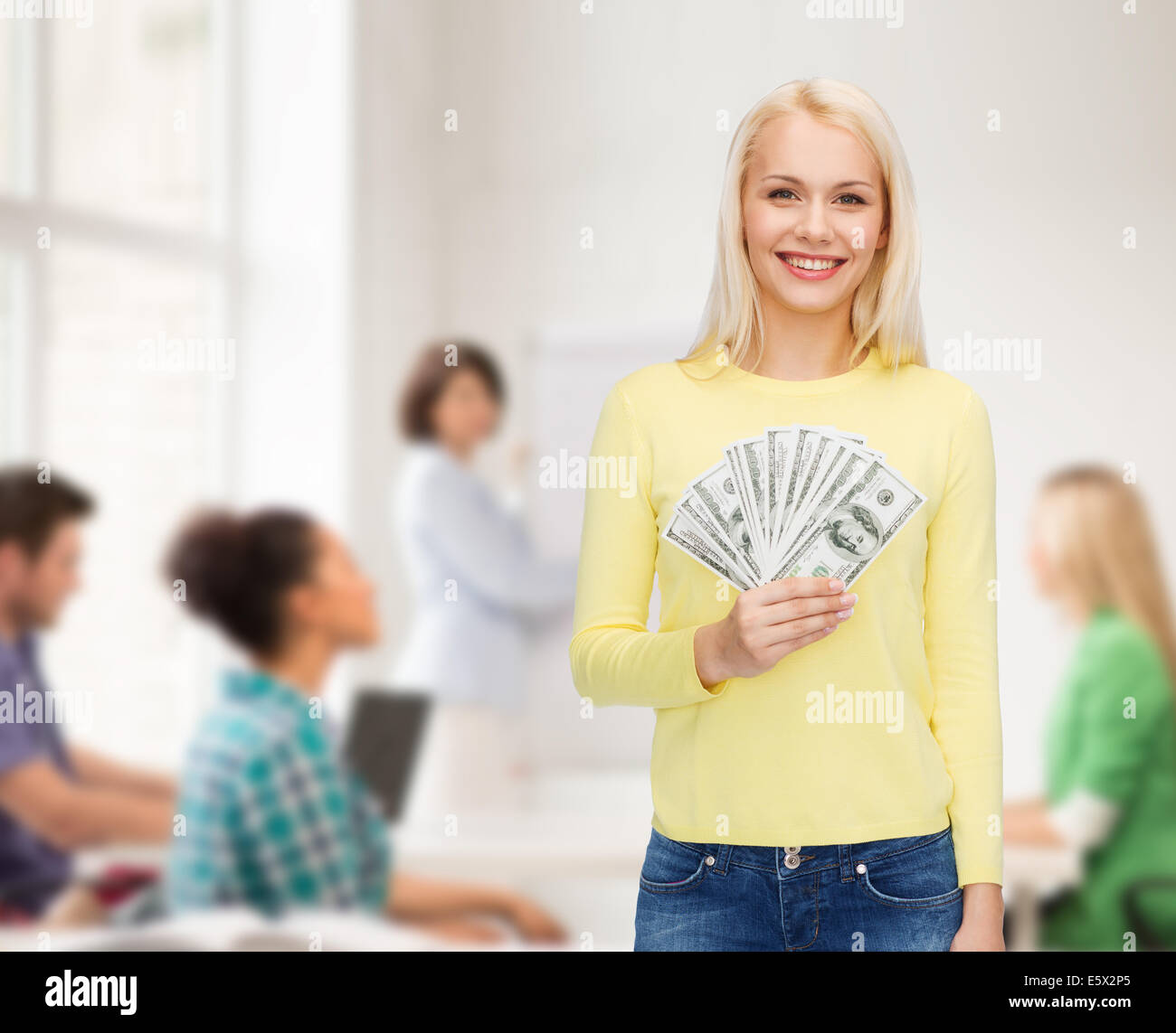 Money classroom hi-res stock photography and images - Alamy