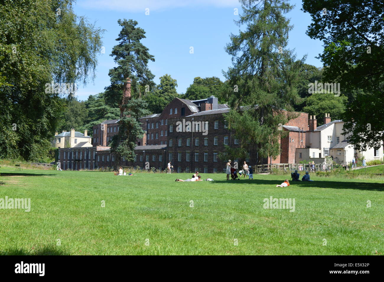 Quarry bank mill hi-res stock photography and images - Alamy