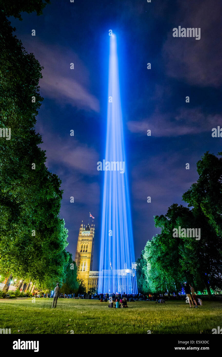 Westminster abbey lights on hi-res stock photography and images - Alamy