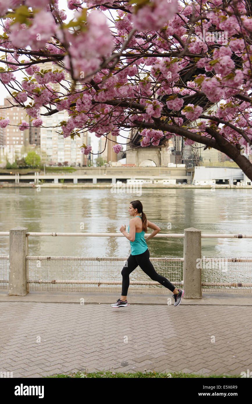 Alone Runner High Resolution Stock Photography and Images - Alamy