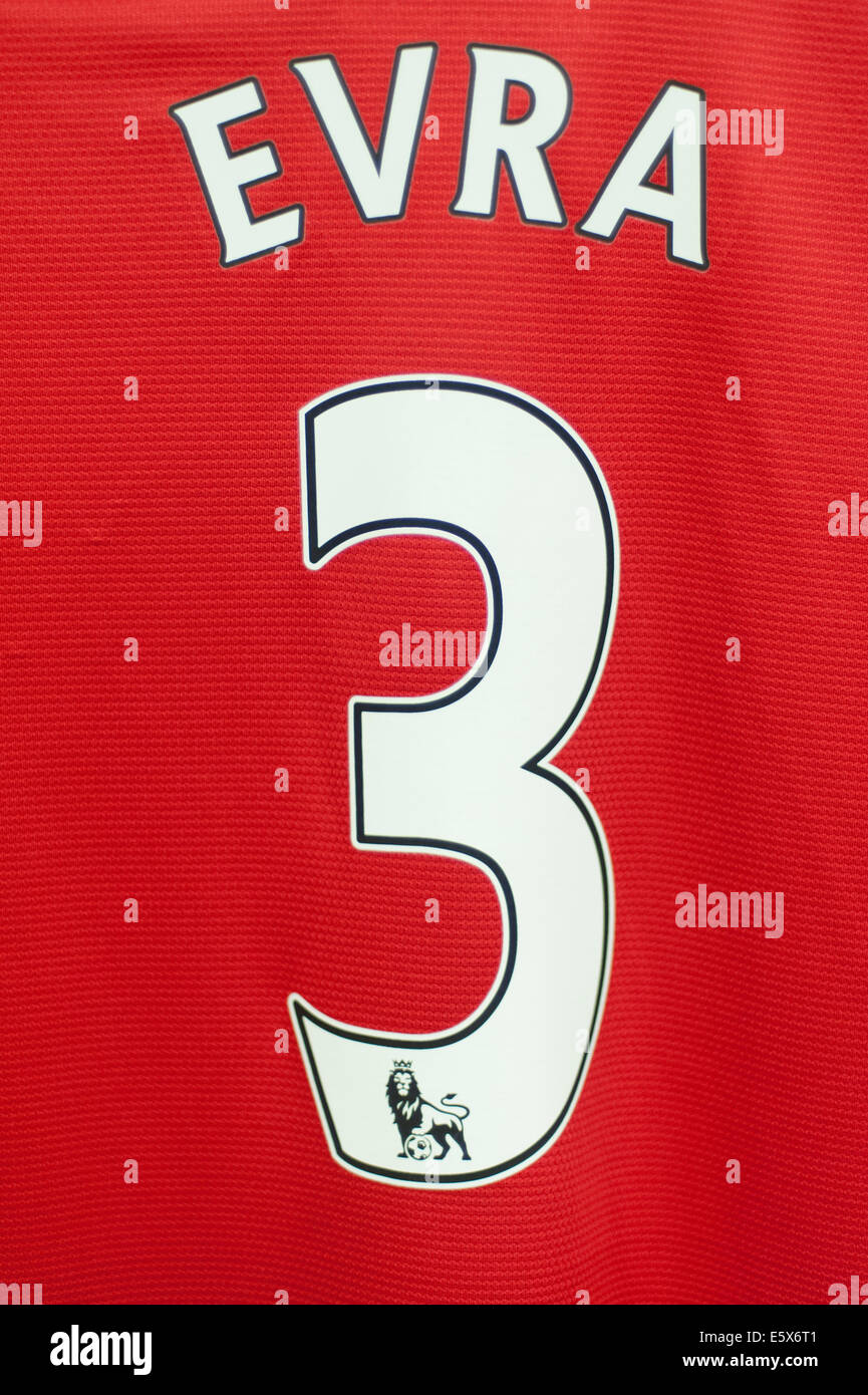 Number three shirt hi-res stock photography and images - Alamy