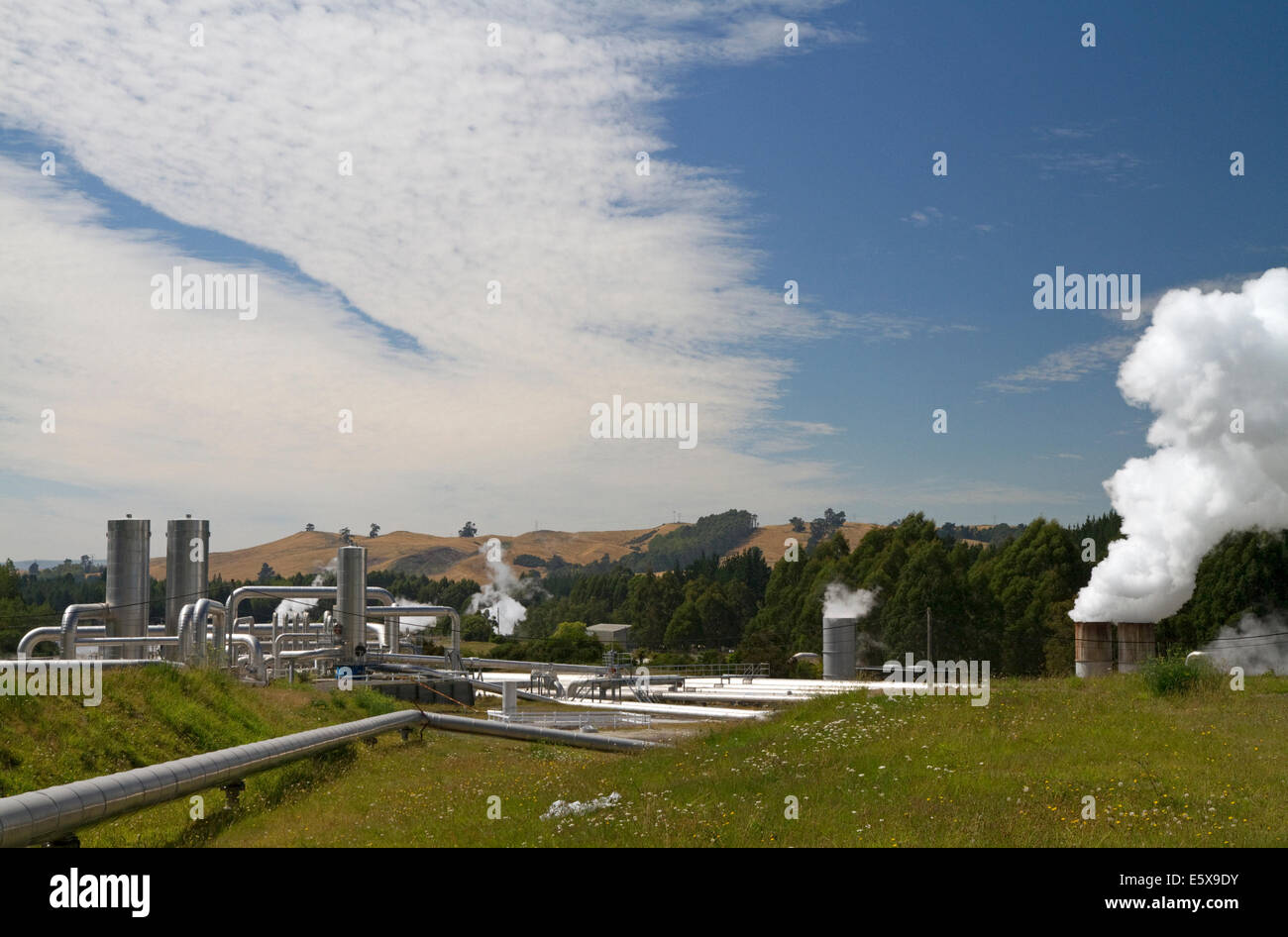 The Wairakei Power Station creates geothermal power, located north of ...