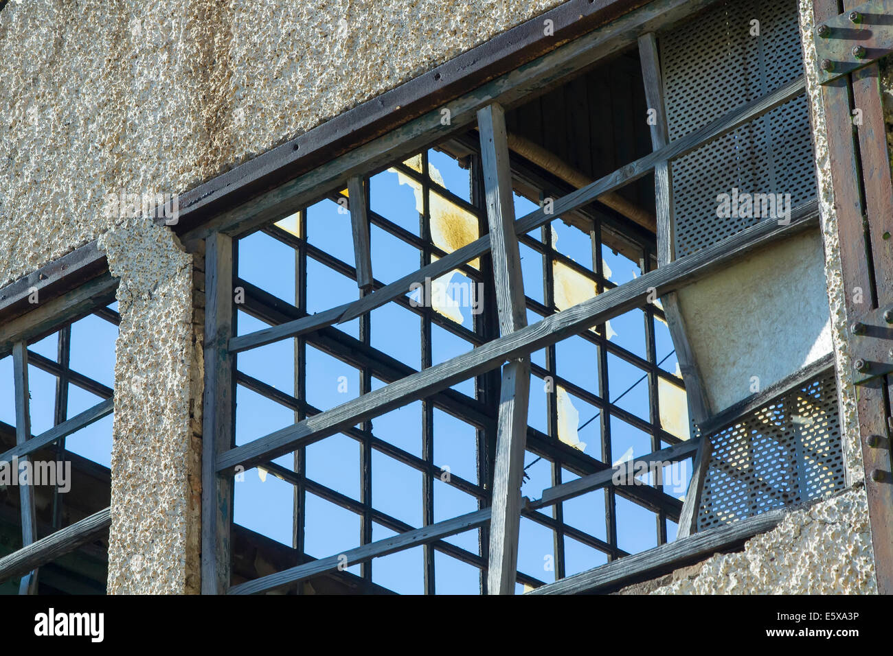 old factory abandoned coal processing Stock Photo - Alamy