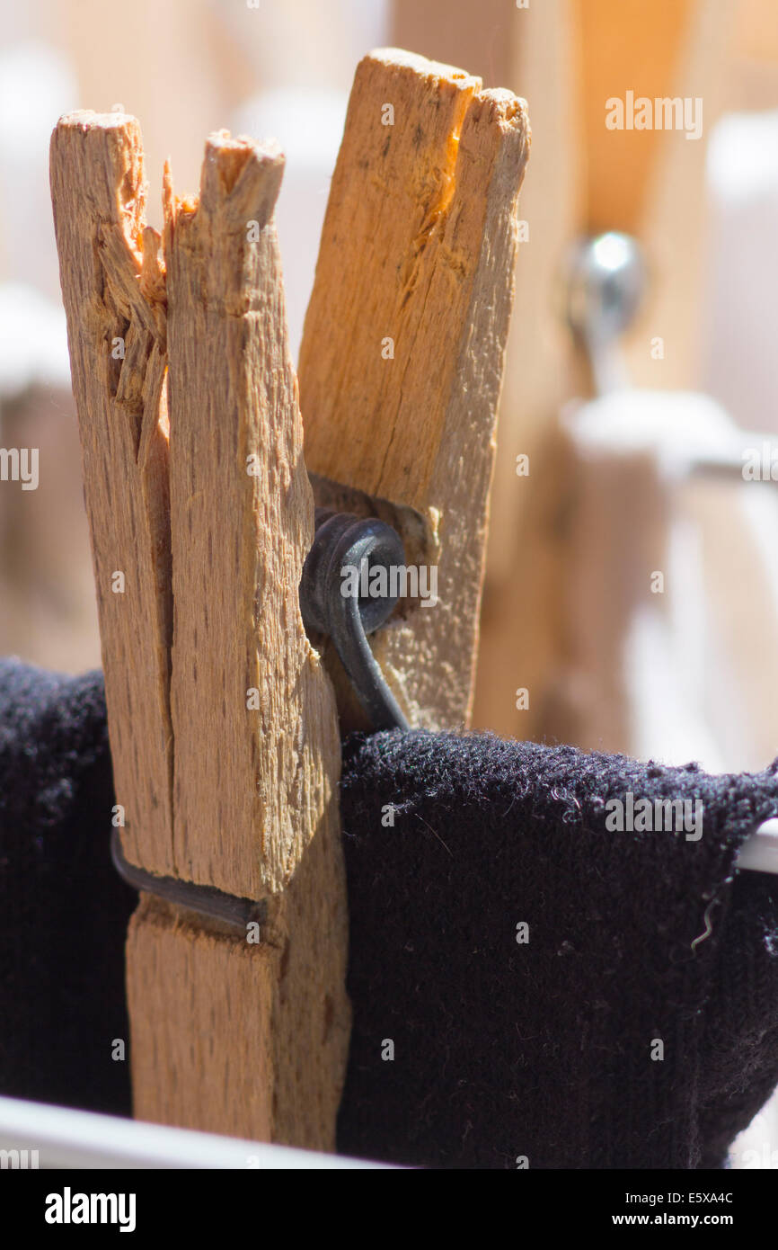 clip old broken wooden clothesline Stock Photo - Alamy