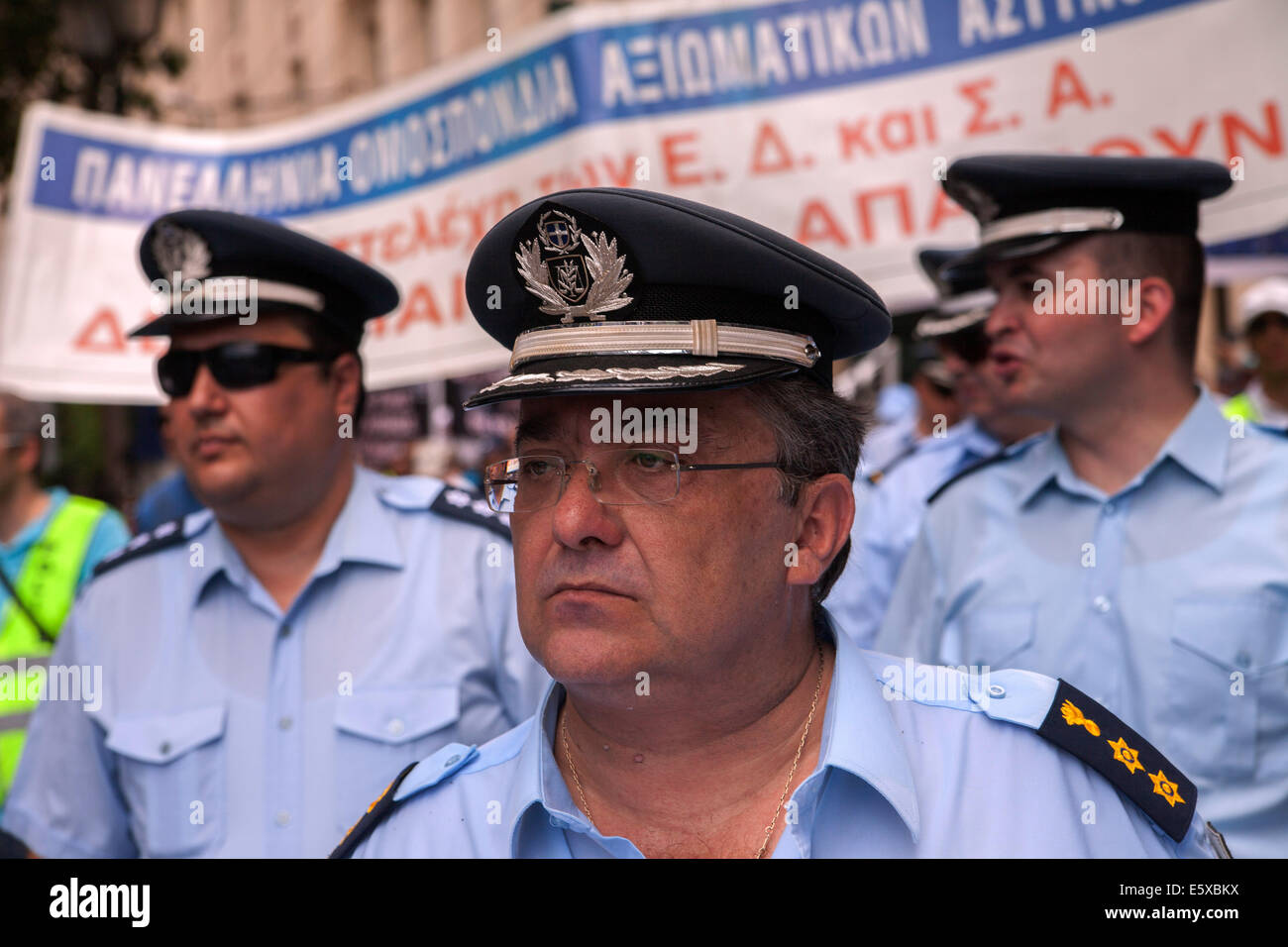 Greek Police officer protests. Greece wide protest of Greek Police ...