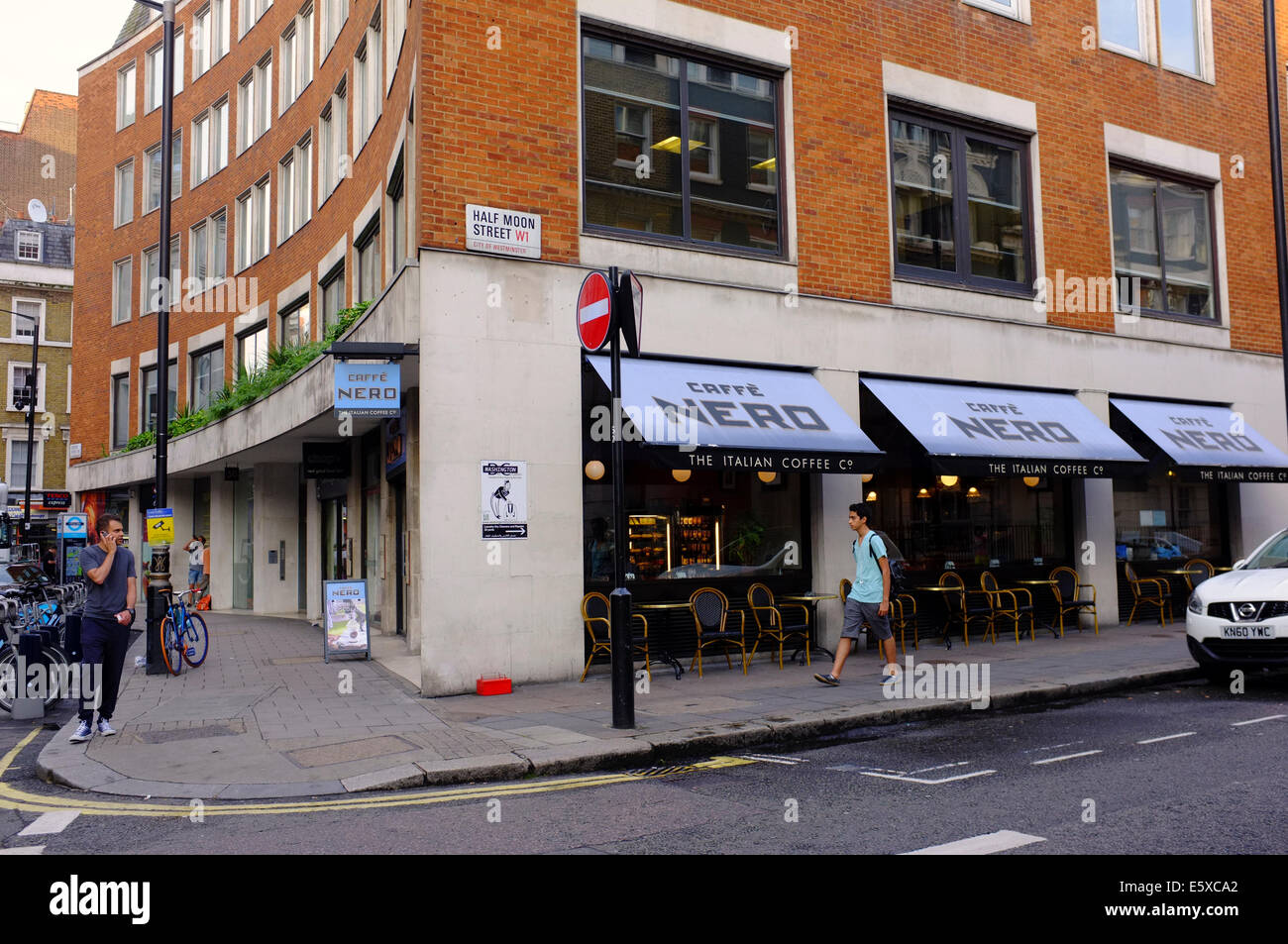 Half Moon Street London High Resolution Stock Photography and Images ...