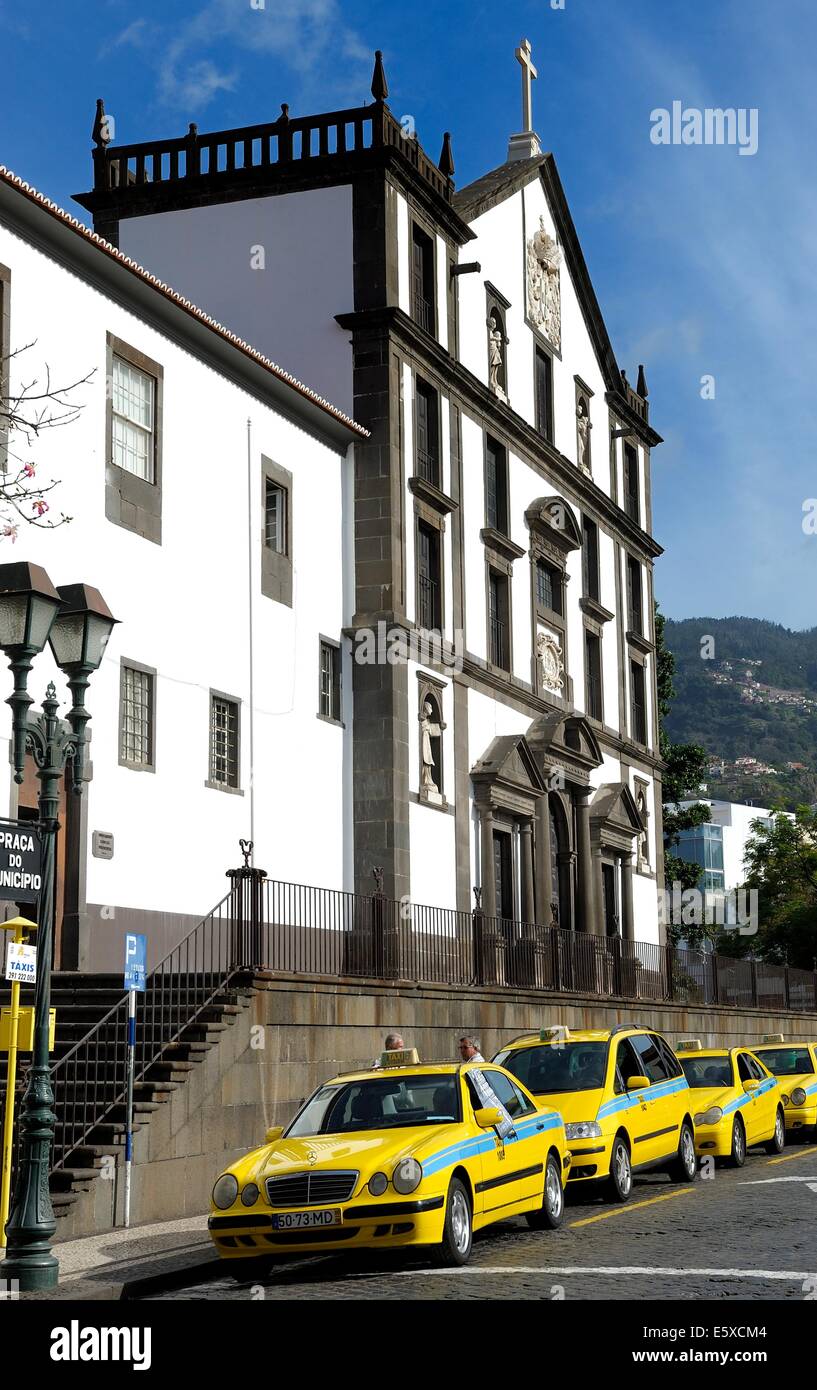 Funchal Madeira Portugal town hall Stock Photo - Alamy