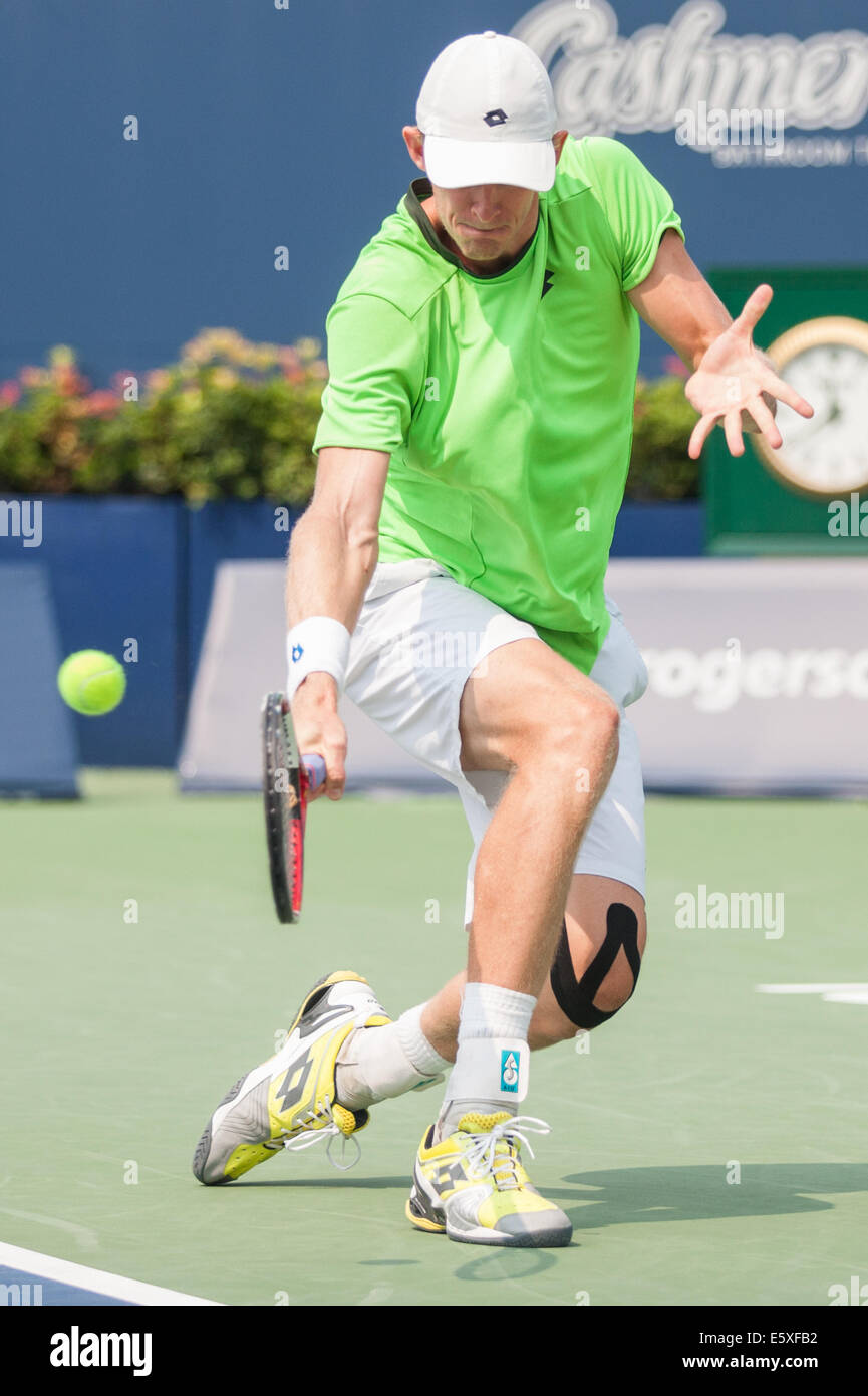 Kevin anderson racket and ball hi-res stock photography and images - Alamy