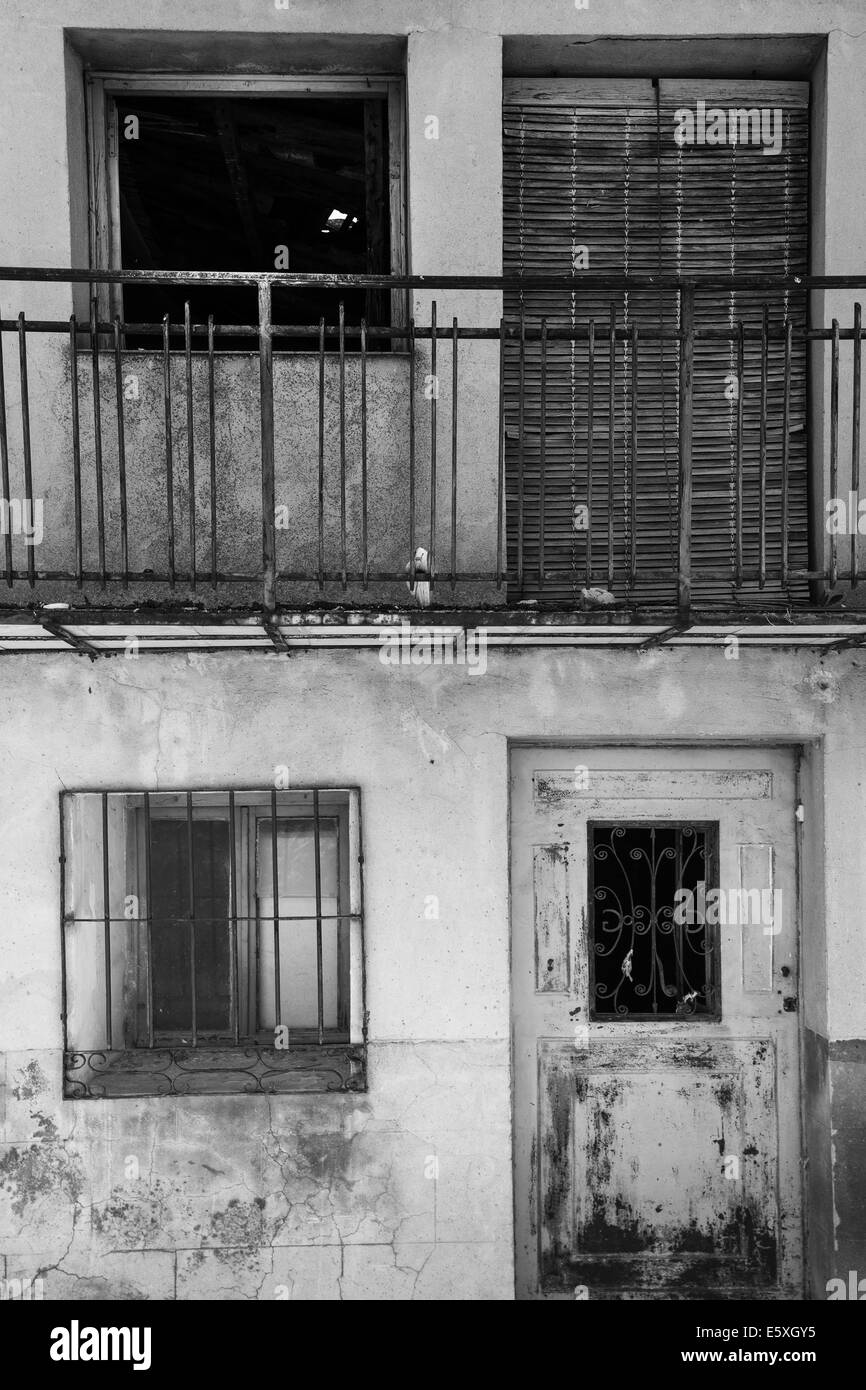 Old terrace house home Black and White Stock Photos & Images - Alamy