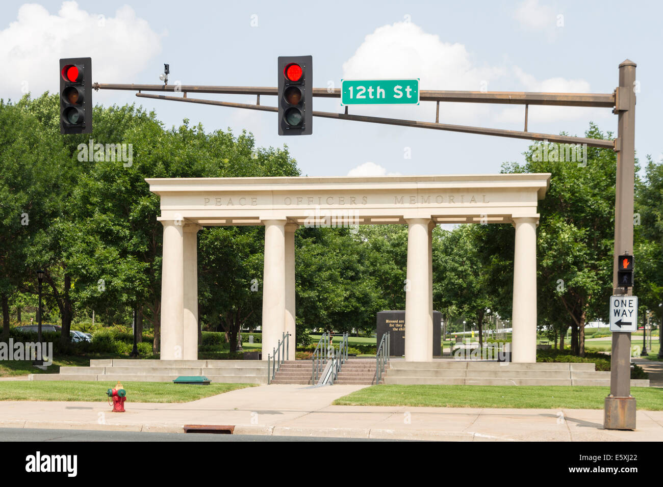 Peace Officers Memorial, Minnesota State Capital, St Paul, Minnesota ...